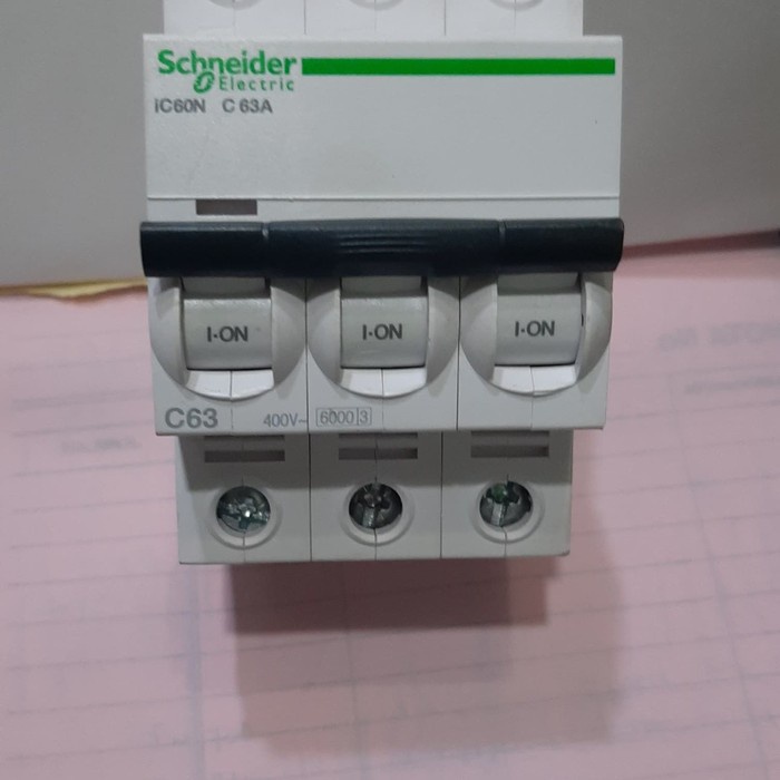 Jual Schneider MCB iC60N 3P 63A A9F74363 3phase 63 a 3 p 3 phase | Shopee Indonesia