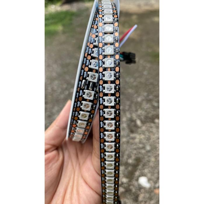 Jual LED STRIP WS2812b LED WS2812b RGB 5V 144 LED/METER | Shopee Indonesia