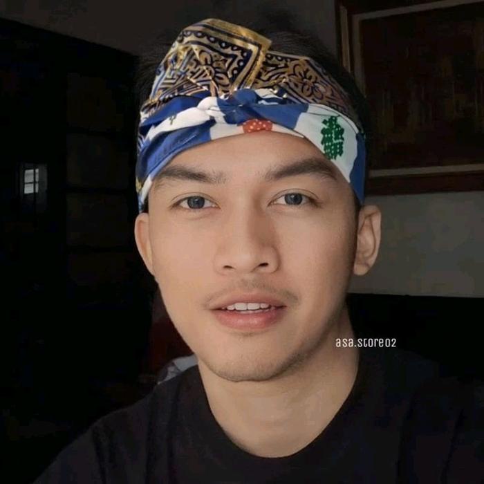 Jual TERUJI Udeng Bali tradisional Prada topi Adat khas Bali Ikat ...