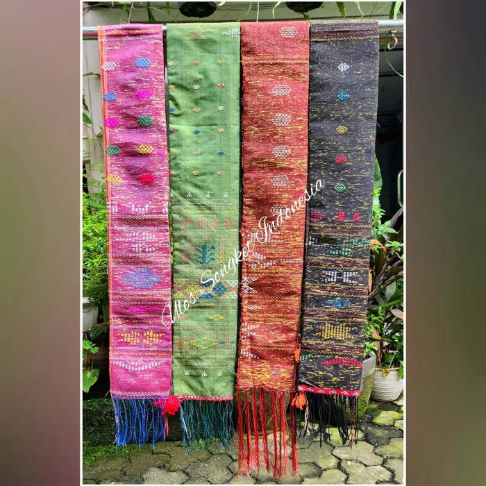 Jual Promo Hande Hande Ulos Sadum - Selendang Ulos - Ulos Manortor Tidak Pakai Puring Bahan Full ...