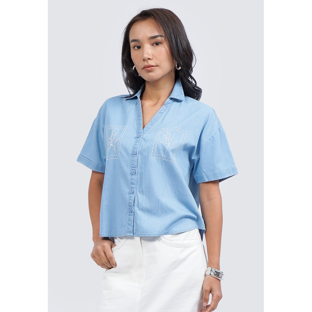 Jual ET CETERA Embroidered Short Sleeve Chambray Shirt BLUE | Shopee ...