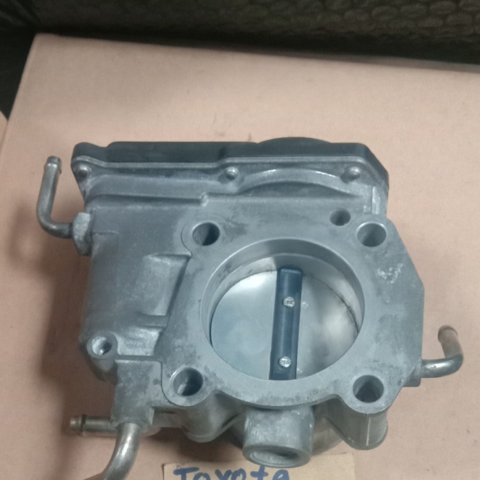 Jual Throttle Body Trottle Body Toyota Camry Alphard Harrier 2.4 (Bekas ...