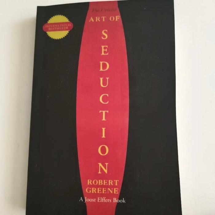 Jual The Art of Seduction By Robert Greene International Bestseller Book | Shopee Indonesia