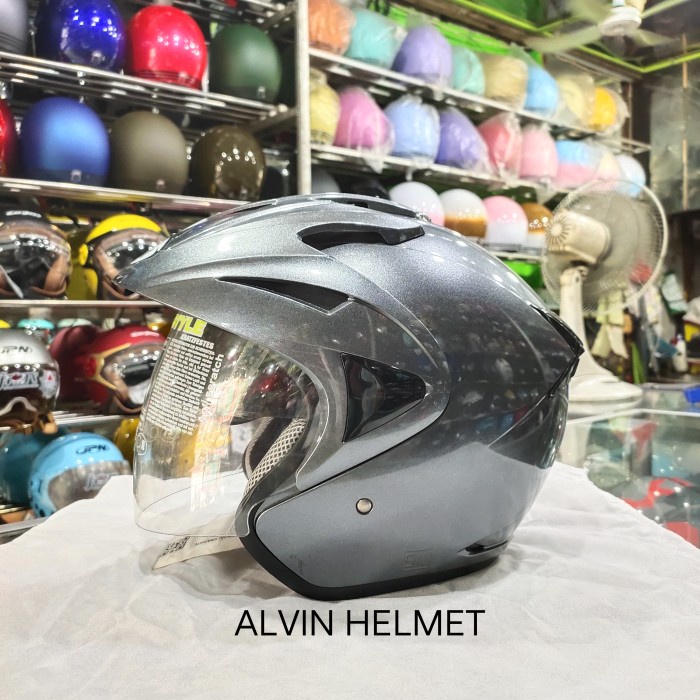 Jual Helm Hiu Arrow Double Visor Polos Graphite Met / Hiu Arrow ...
