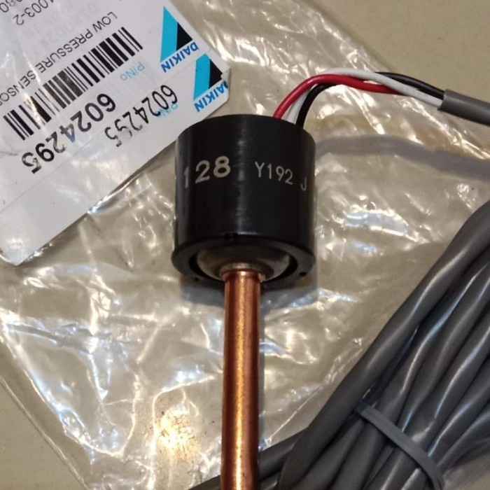 Jual Low Pressure Switch Outdoor AC Daikin VRV RXQ10AY14 6024295 ...