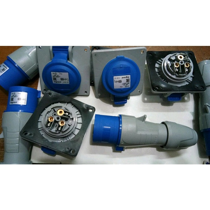 Jual BARANG TERLARIS Set Socket Panel Mounting + Plug Mounting 3P IP44 ...