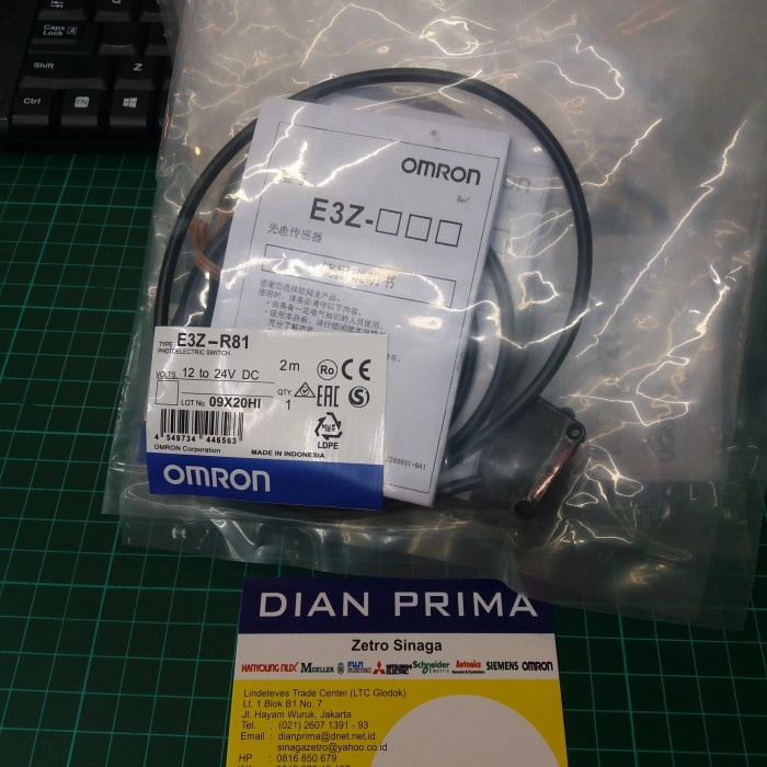 Jual Omron E3Z-R81 Photoelectric sensor retro-reflective 4 m DC 3-wire PNP | Shopee Indonesia