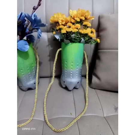 Jual {{ Pot Gantung Tanaman Daur Ulang Botol Bekas Kerajinan Botol ...