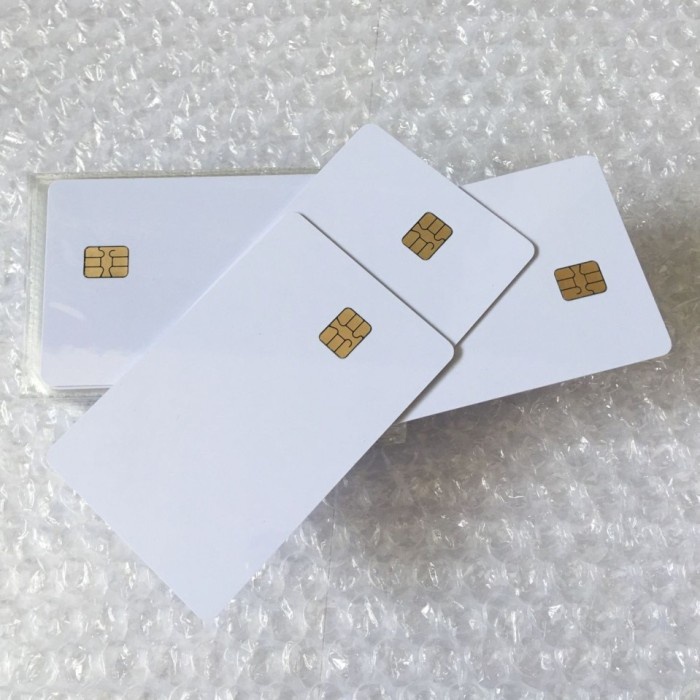 Jual Free shipping 100 pcs Blank PVC SLE-4442 IC card/ISO7816-3 SiM ...