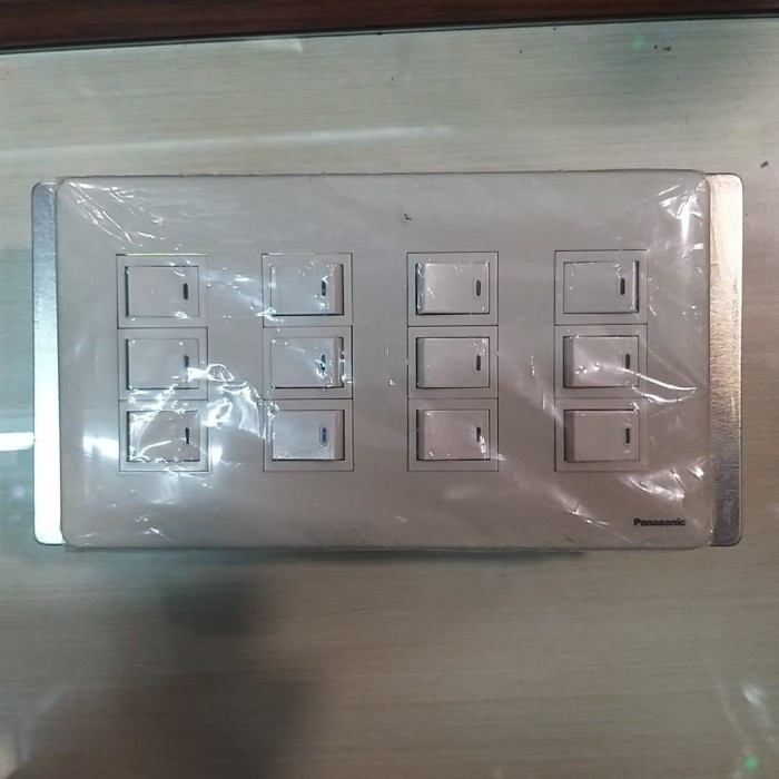 Jual Saklar Grid Switch 12 Mata Saklar 4 Gang Panasonic & Inbodus ...