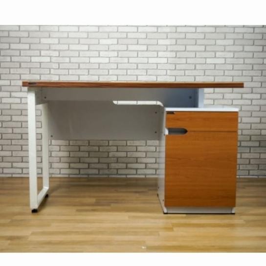 Jual MEJA TULIS MEJA STAF MEJA KANTOR MEJA DIREKSI MEJA DIREKTUR MT 567 ...