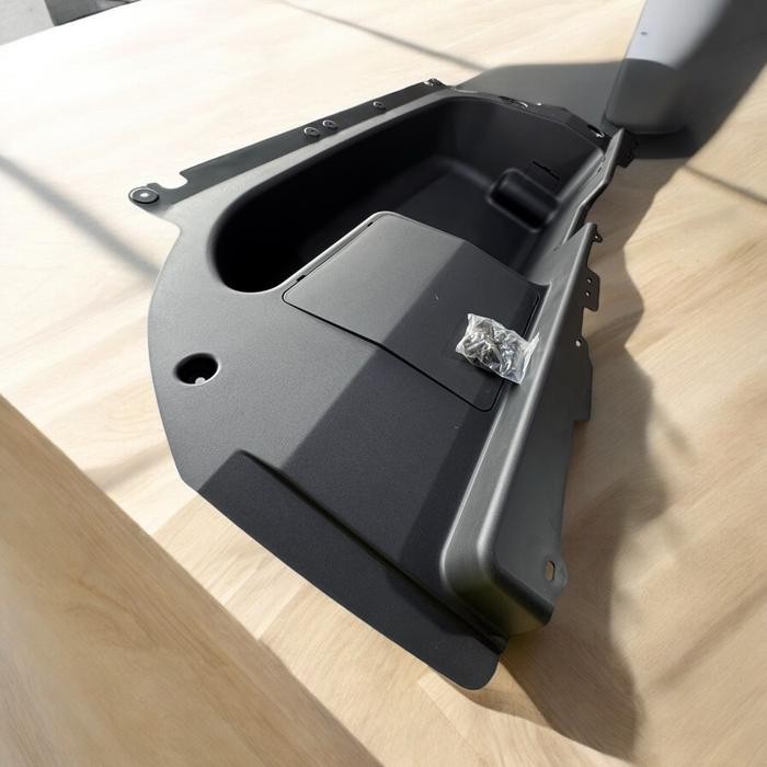 Jual BYD M6 Frunk ( Front Trunk ) | Shopee Indonesia