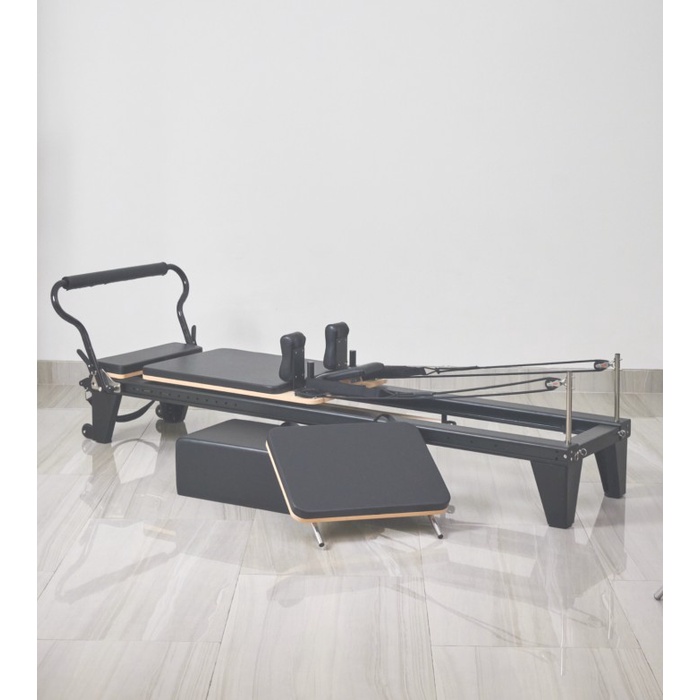 Jual Linear+ Pilates Reformer Essential Aluminium Black / Alat Mesin ...