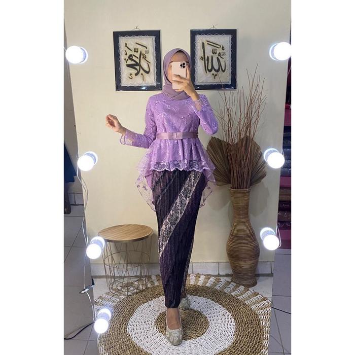 Jual Kebaya Pita Aurora Tile Setelan Kebaya Wisuda Dan Kondangan Rok ...