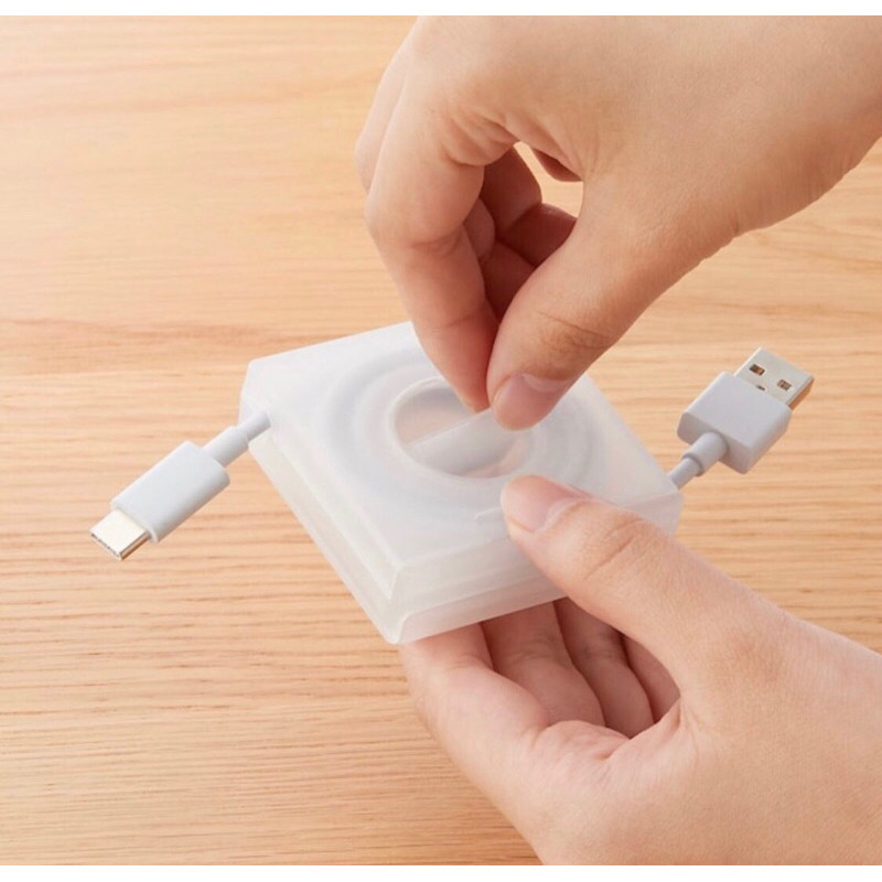 Jual cable case muji with stand tempat gulungan kabel usb sekaligus ...