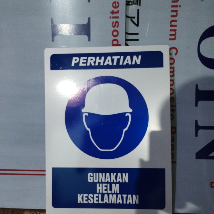 Jual Safety Sign Rambu K3 APD - Gunakan Helm Keselamatan 35cm x50cm ...