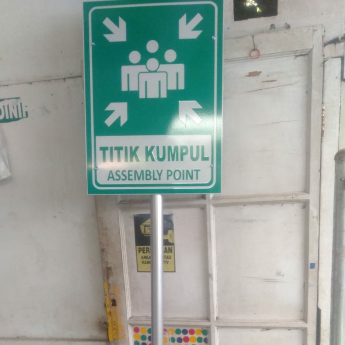 Jual TERLARIS! Rambu Titik Kumpul dan Tiang Custom | Shopee Indonesia