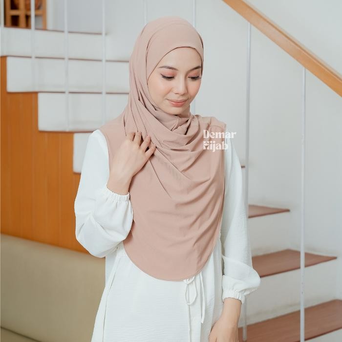 Jual Demar Hijab - Safa (Hijab Instan Oval Non Pet Syari) | Shopee Indonesia