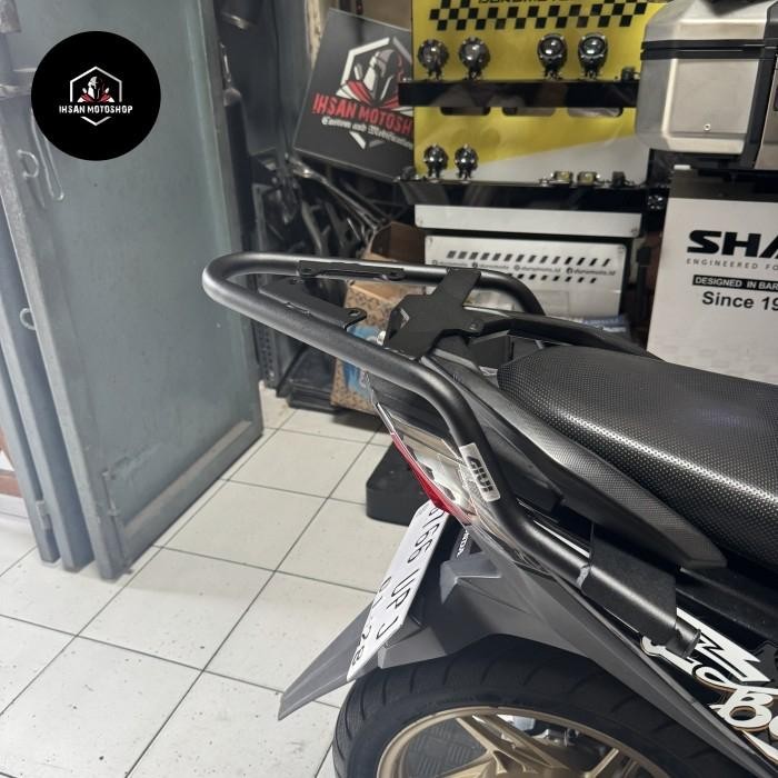 Jual PREMIUM Bracket Breket Box SR Givi Honda Beat Fi | Shopee Indonesia