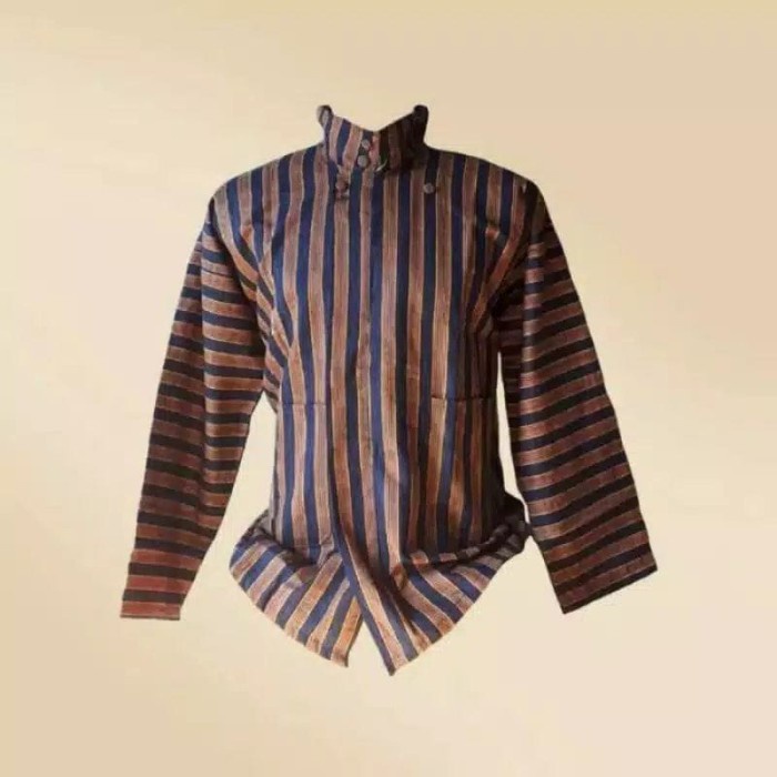 Jual TERJAMIN Baju Surjan Lurik Dewasa Baju Adat Jawa Pria Khas Solo Jogja | Shopee Indonesia