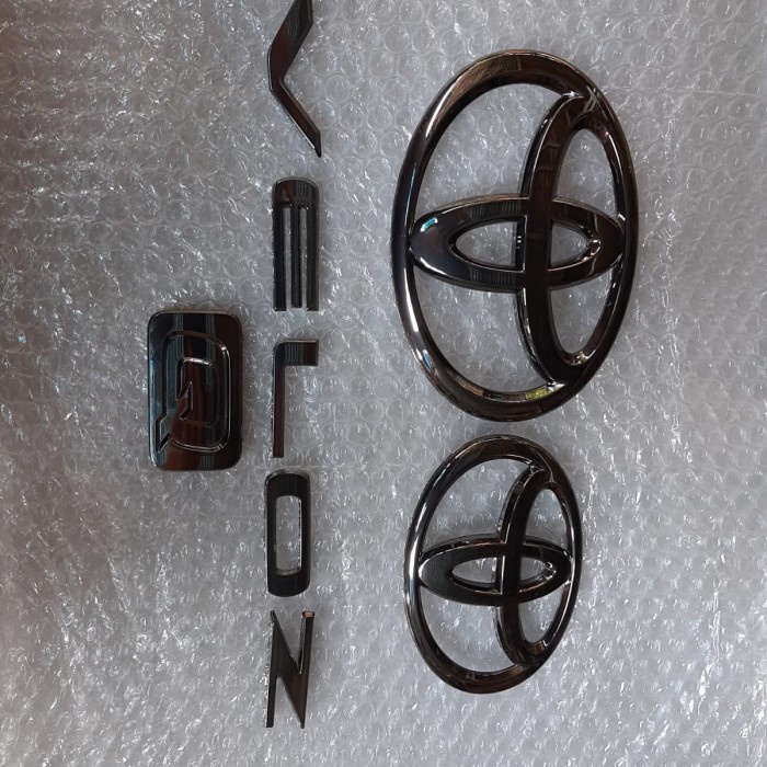 Jual Logo Emblem Avanza Veloz type Q Black Chrome | Shopee Indonesia