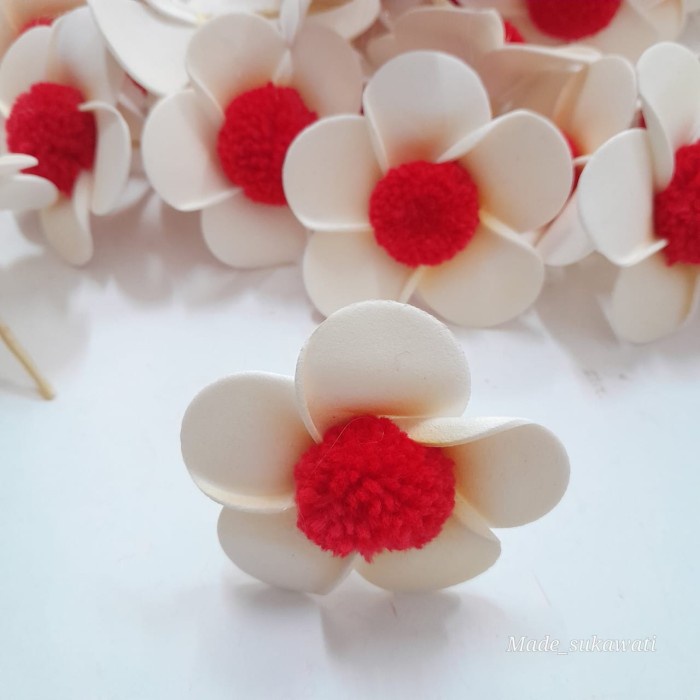 Jual ~^~^~^] Bunga Sumpang Kamboja spon variasi Jebug pompom isi ...
