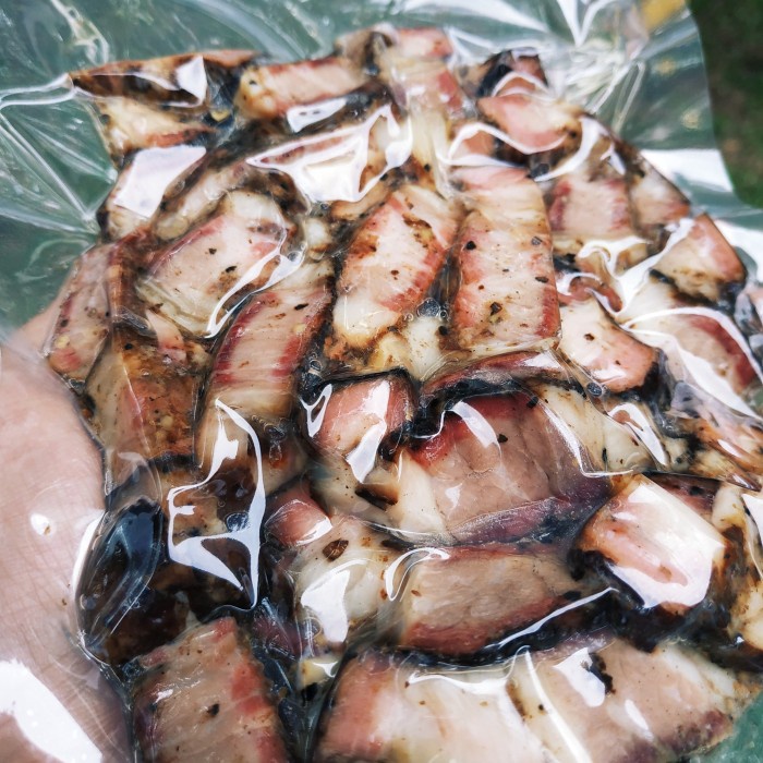 Jual Sei Sapi Khas Kupang 250Gram Daging Asap Smoked Beef Fresh atau ...