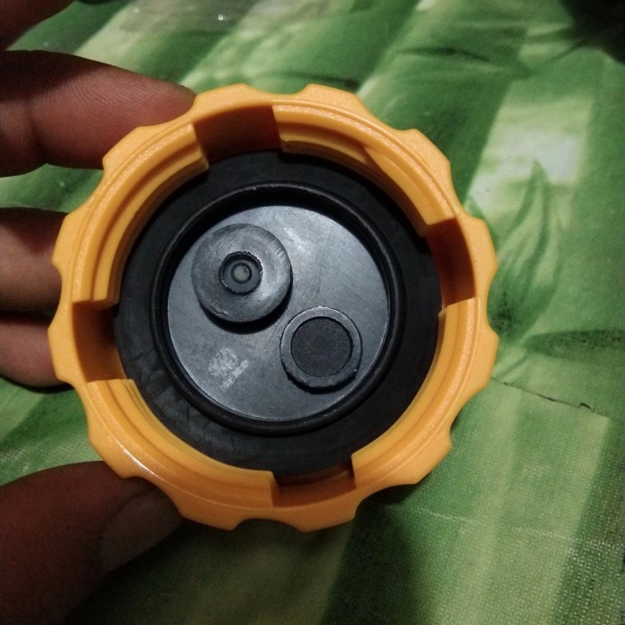 Jual Tutup Tangki Radiator Chevrolet Daewoo Aveo Lanos Optra Nubira ...