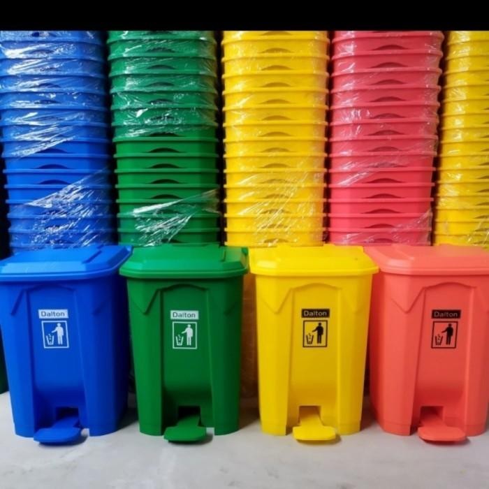 Jual Dustbin Tempat Sampah Injak Pedal 50L 80L 100L Plastic HDPE DALTON Ori | Shopee Indonesia