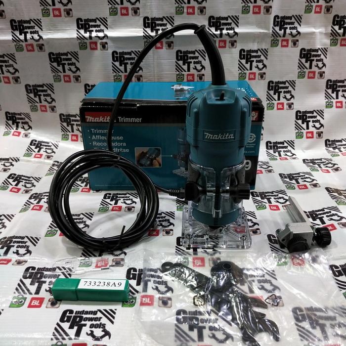 Jual Mesin Profil Router Trimmer Kayu 6mm Makita 3709 | Shopee Indonesia