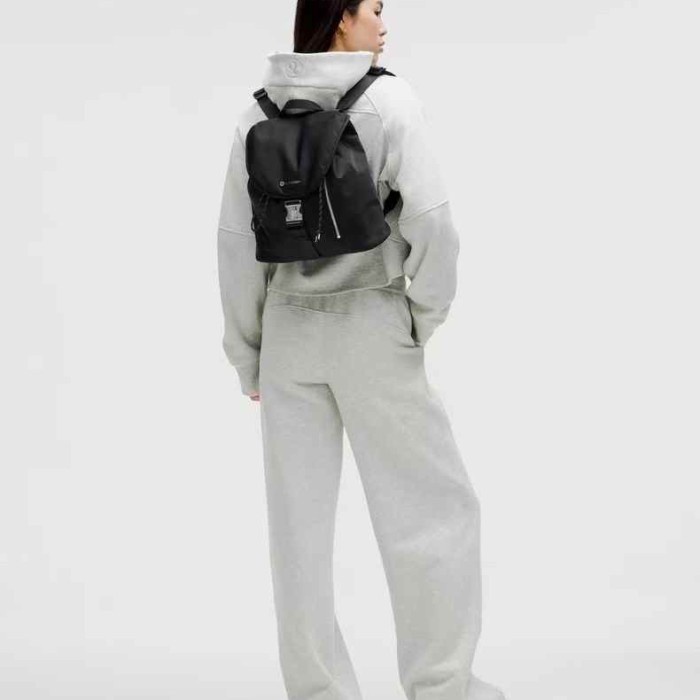 Jual Drawstring Bucket Backpack 10L Original Lululemon | Shopee Indonesia