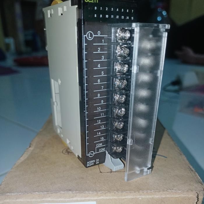 Jual PLC OMRON CJ1W-OC211 ORIGINAL | Shopee Indonesia