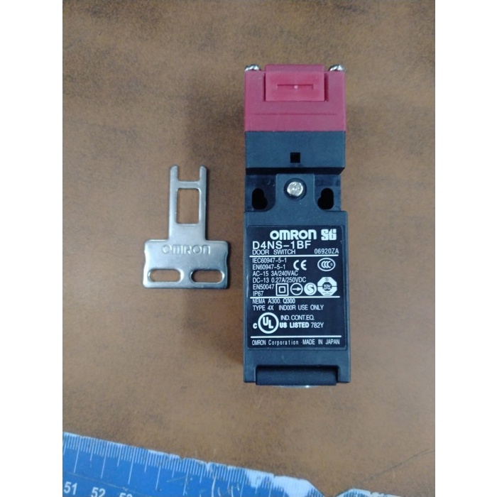 Jual Safety Door Switch+Key Omron D4Ns-1Bf+D4Ds-K1 | Shopee Indonesia