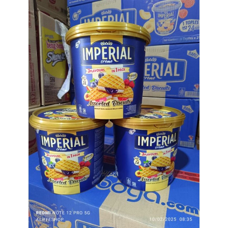 Jual imperial creme assorted biscuit 216 gram PACKING AMAN MENGGUNAKAN ...