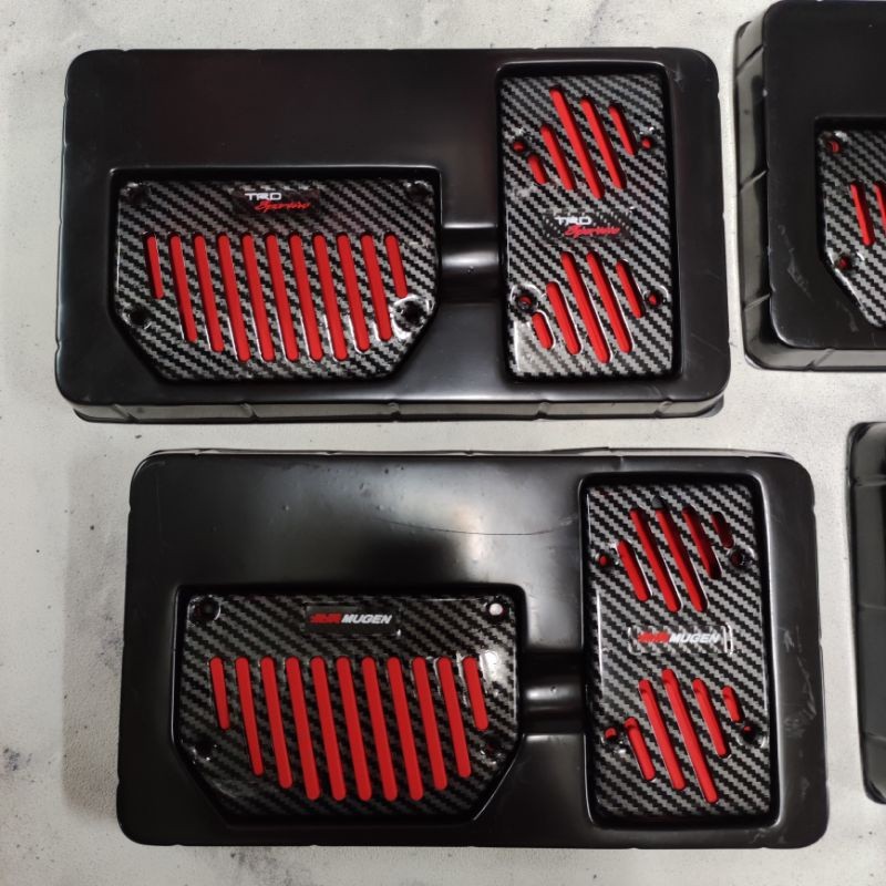 Jual Pedal Gas Matic Universal Warna Carbon Fiber | Shopee Indonesia