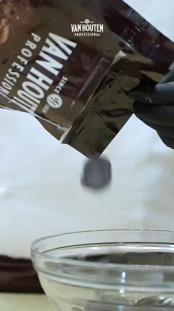 Jual Van Houten Professional Chocolate Compound Coin 1kg / Intense Dark Compound / Milk Compound ...