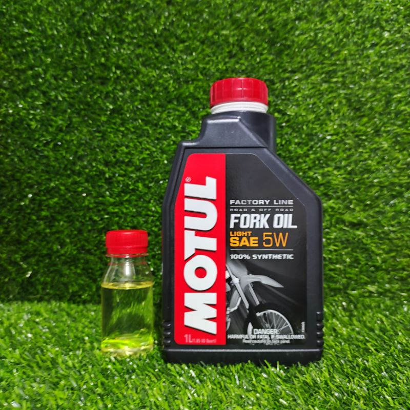 Jual MOTUL Fork Oil Light 5W Repack | Shopee Indonesia
