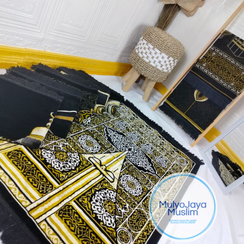 Jual Sajadah Turki Kiswah Super Premium Sejadah Hitam Bludru Tebal ...
