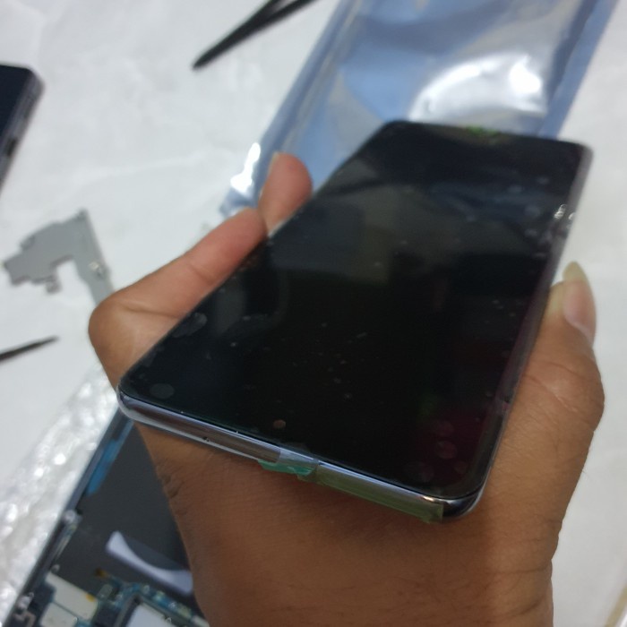 Jual AdrianaAgathacitra - LCD samsung S20 PLUS Original Copotan Unit ...