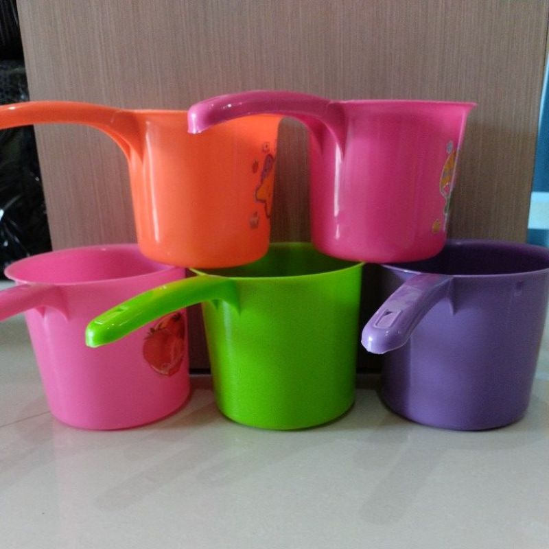 Jual Gayung Plastik/Gayung mandi/Gayung anak/Gayung kecil/Gayung besar ...