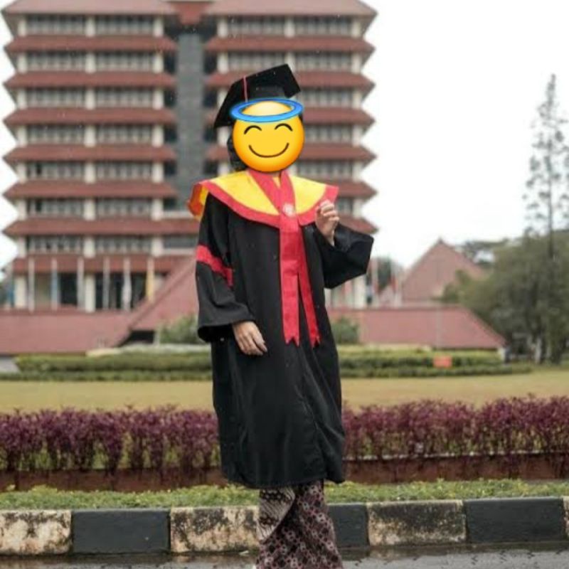 Jual Toga Wisuda UI Universitas Indonesia Sarjana Pascasarjana | Shopee ...