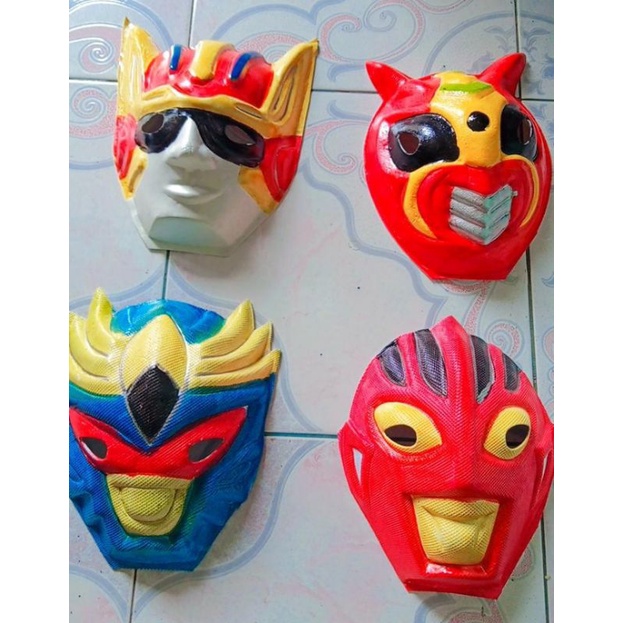 Jual SUPER HERO (isi 10)/TOPENG ROBOT isi 10 | Shopee Indonesia