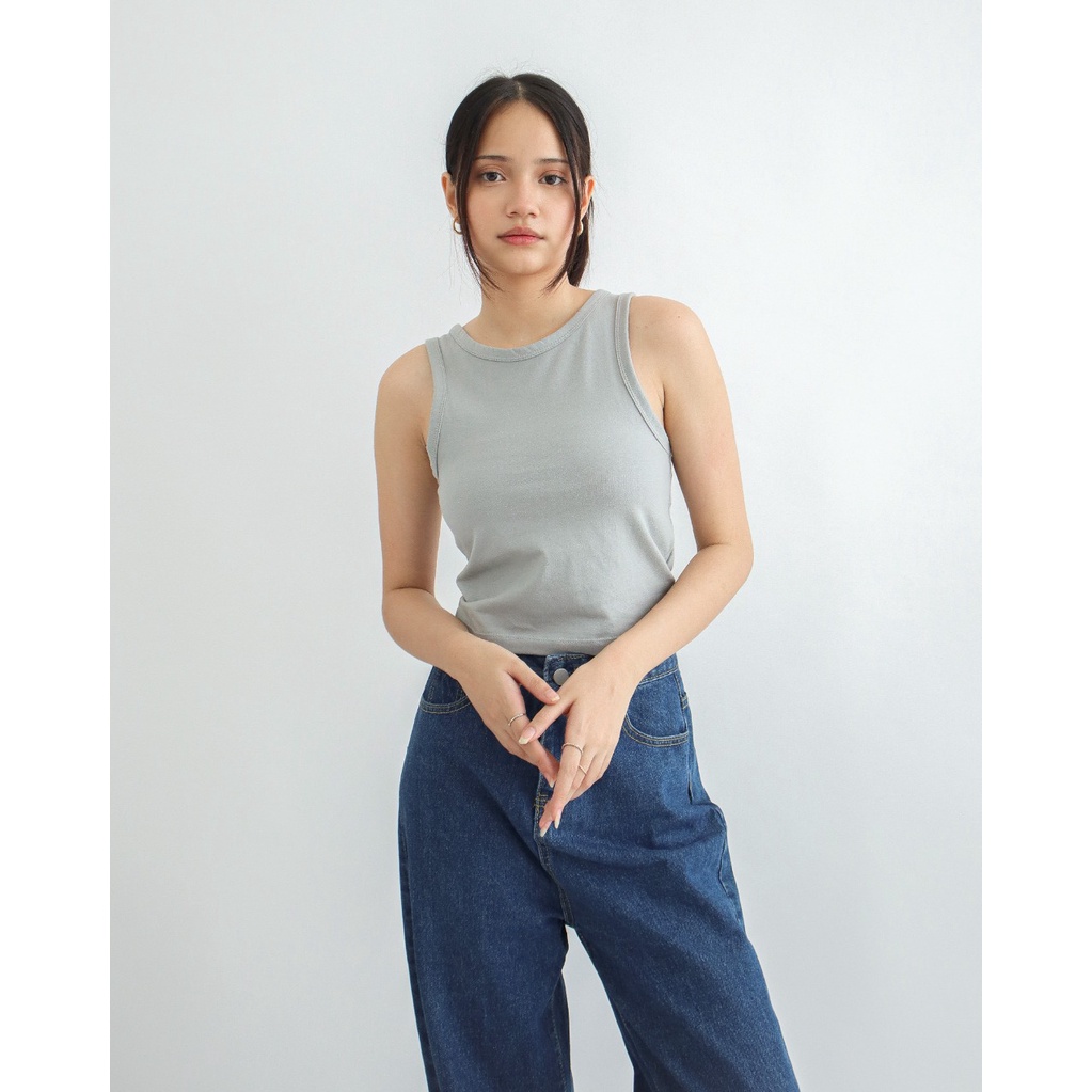 Jual KAIAHATI - Cecilia Cropped Halter Tank Top All Colours | Shopee ...