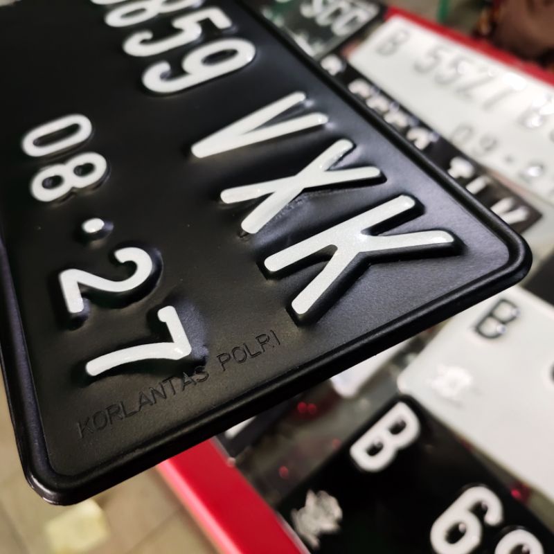 Jual Stok terbaru bikin Plat nomor motor asli pakai logo korlantas ...