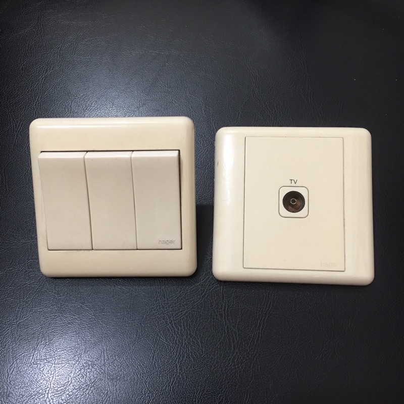 Jual (REJECT) HAGER 3 4 GANG 1 WAY LARGE DOLLY TV OUTLET COAXIAL CO ...