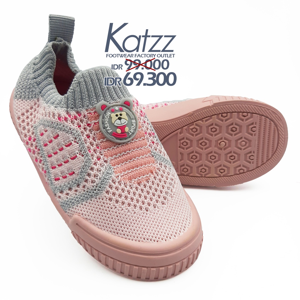 Jual Katzz - Sepatu Slip on anak Warna Pink Uk 25-30 / Sepatu Hangout ...