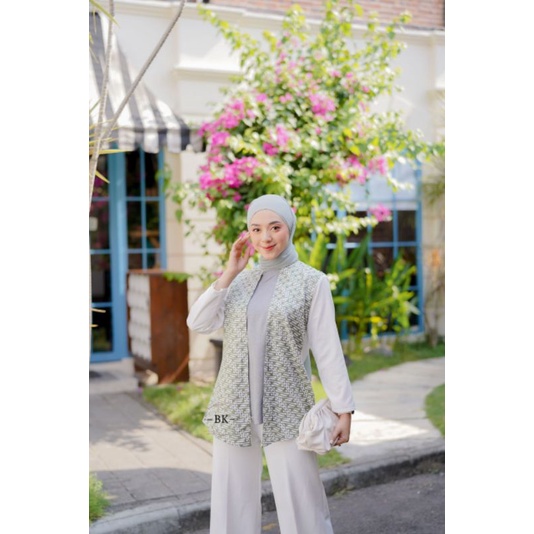 Jual BLUS BATIK WANITA SENO SAGE GREEN MIX TOYOBO MADINA||M-L-XL-XXL-3L ...
