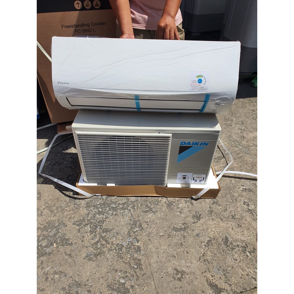 Jual DAIKIN AC Split Made In Thailand 1/2 PK, 3/4 PK, 1 PK (Non Inverter) - Unit Only (Belum ...