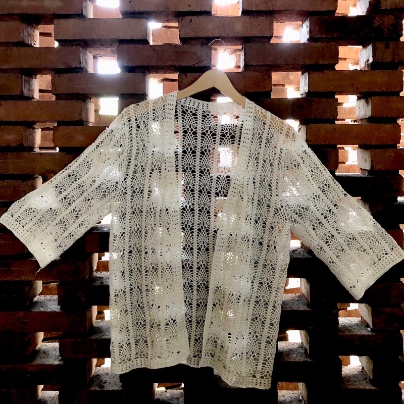 Jual cardigan outer knit crochet ivory | Shopee Indonesia