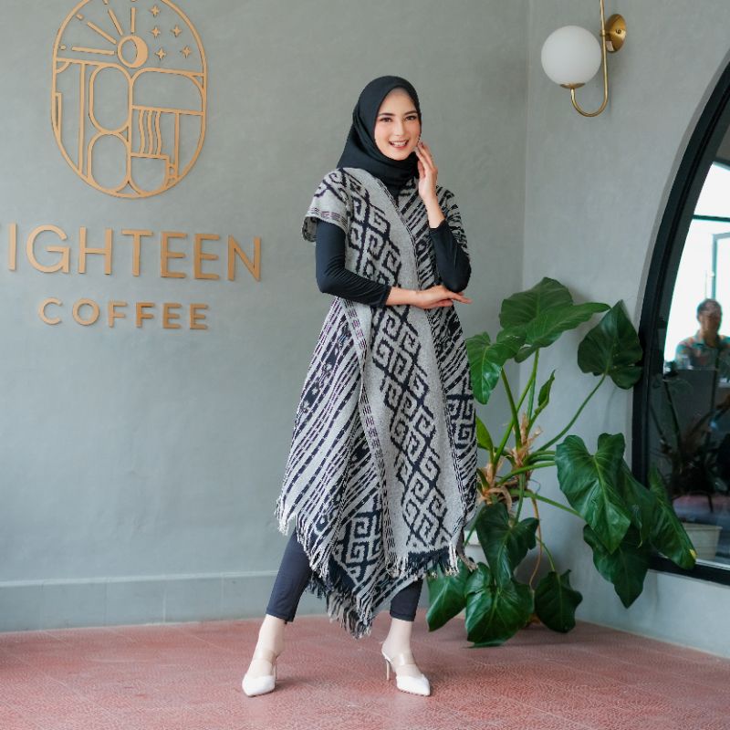 Jual Menik tenun dress tenun blanket asli tenun cantik. | Shopee Indonesia